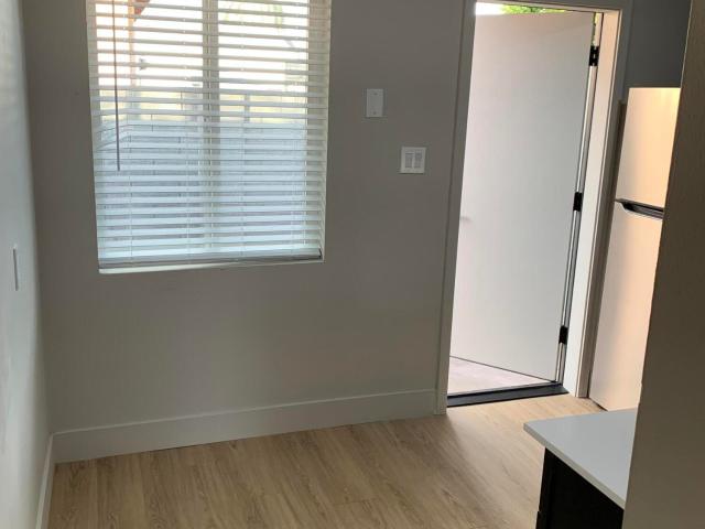 2309 N Dayton Street # Apt 2