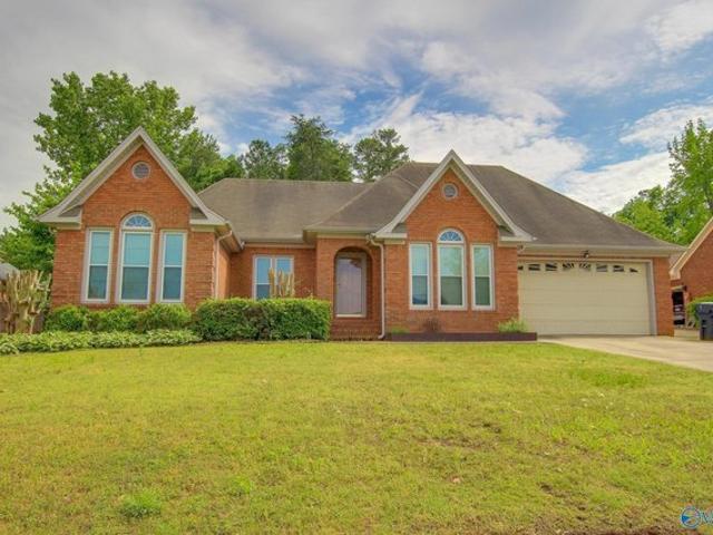 2309 Galahad Dr SW, Decatur, AL 35603