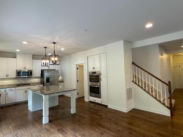 2309 Harmsworth Drive