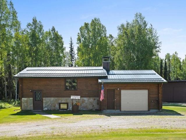 2309 Prague Cir, North Pole, AK 99705