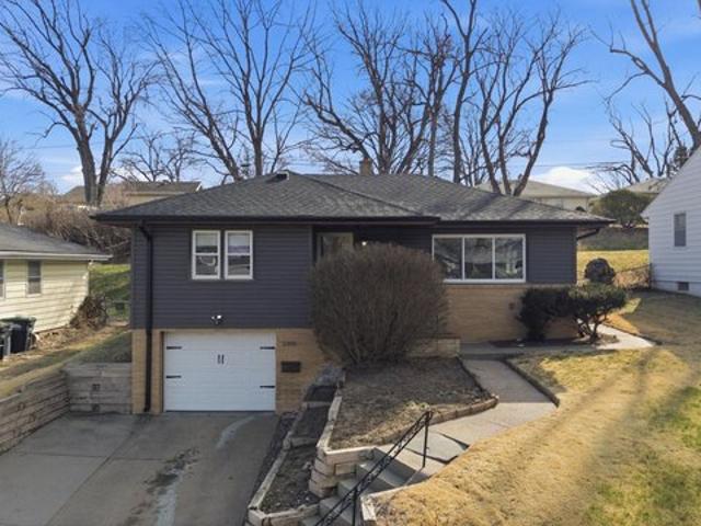 2309 S 50th St, Omaha, NE 68106