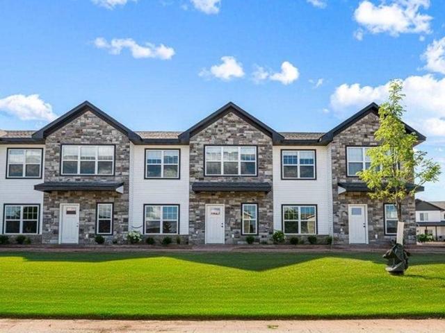 2309 Water Tower Pl, North Liberty, IA 52317
