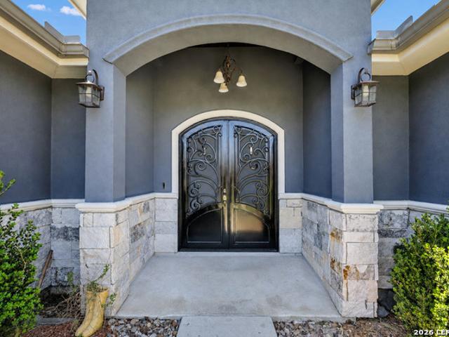23007 Dream View Dr