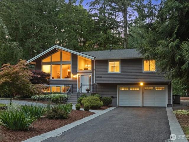23004 NE 64th St, Redmond, WA 98053