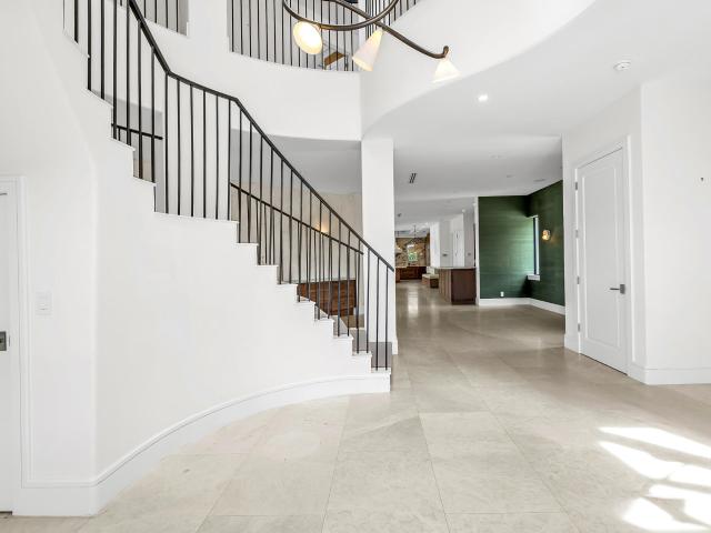2300 NE 34th Ct, Lighthouse Point, FL 33064 | MLS #B26042