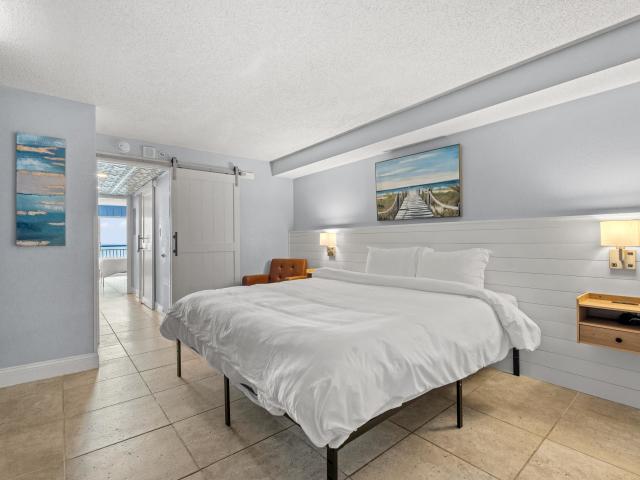 2300 Ocean Blvd. N 231