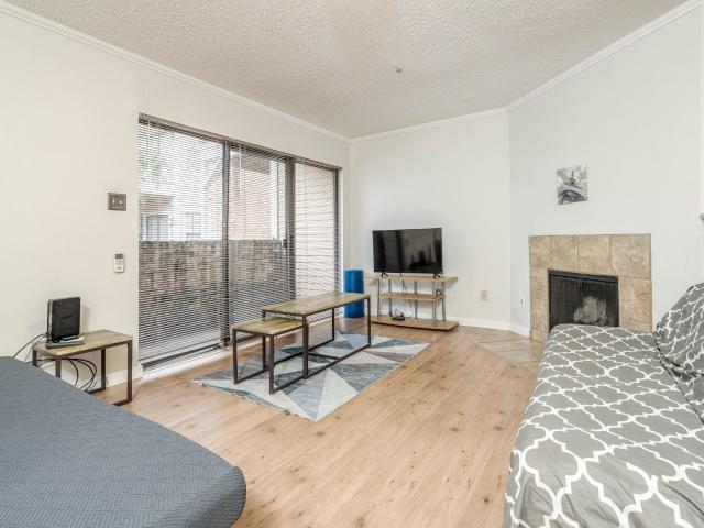 2300 Old Spanish Trl, Unit 1098, Houston, TX 77054 | MLS #42839 | Compass