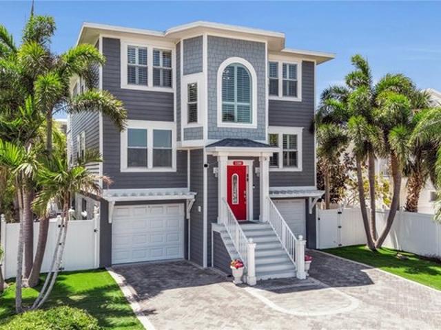 2300 Avenue B, Bradenton Beach, FL 34217