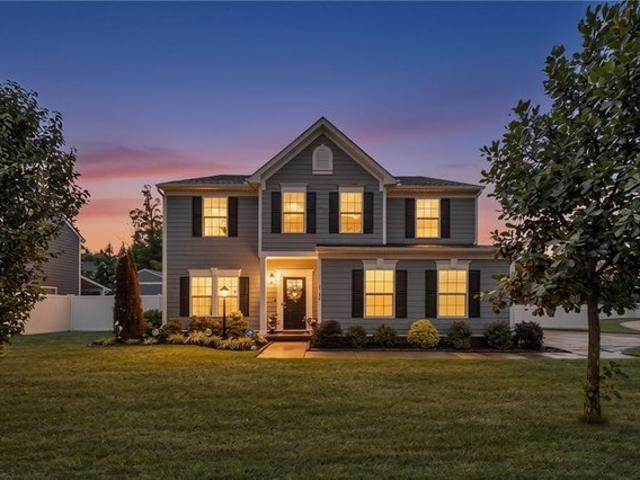 2300 Burgess Ct, Chesapeake, VA 23323