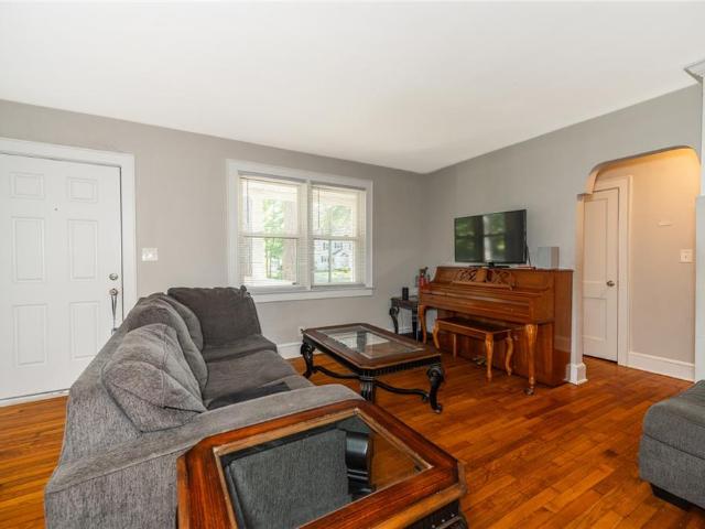 2300 Battery Park RD