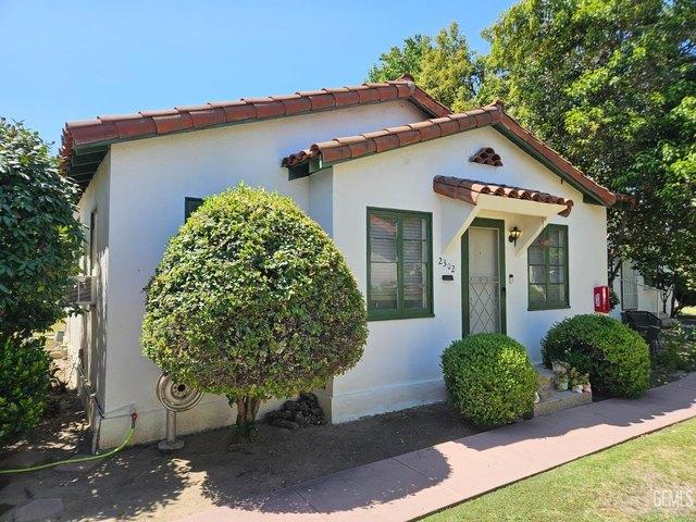 2300 D St, Bakersfield, CA 93301