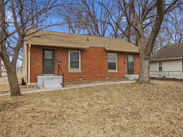 2300 Dean Ave, Des Moines, IA 50317