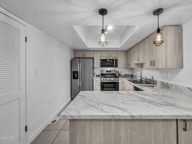 2300 Dickerson Rd Apt 11, Reno, NV 89503