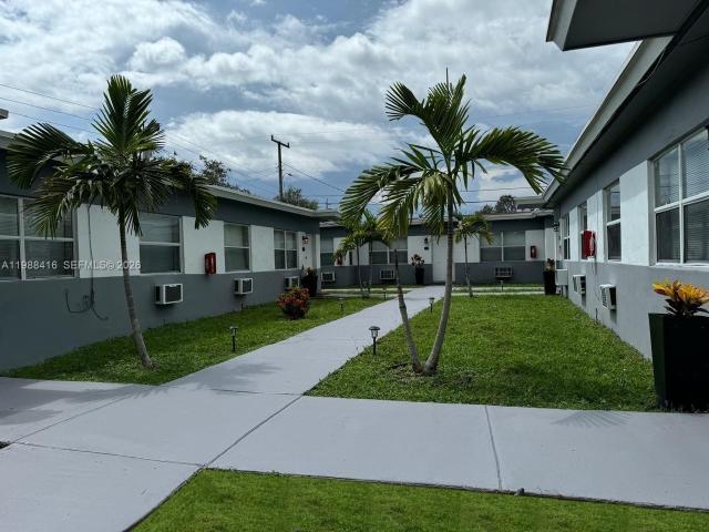 2300 Douglas St, Unit 5, Hollywood, FL 33020 | MLS #A11988