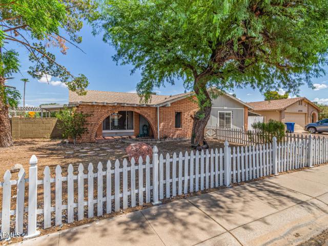 2300 E Concorda Dr, Tempe, AZ 85282 | MLS #6980 | Compass