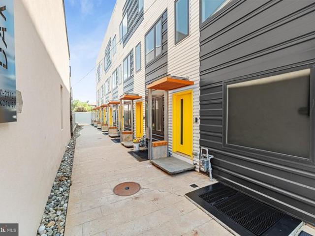 2300 E Dakota St, Philadelphia, PA 19125