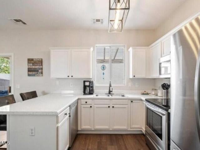 2300 E Magma Rd Unit 19, San Tan Valley, AZ 85143