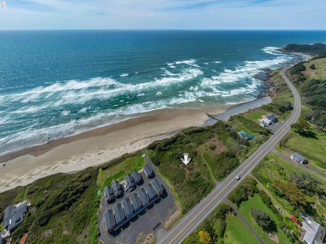 2300 Hwy 101