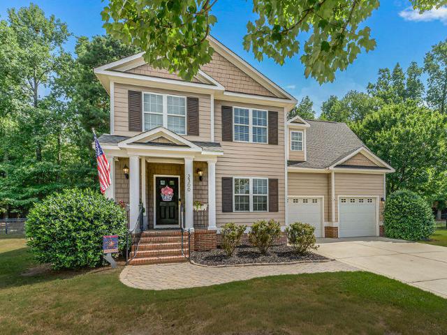 2300 Larkhaven Court