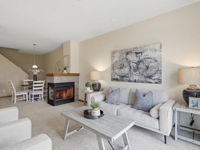 2300 Lower Afton Rd E Unit 316, Maplewood, MN 55119