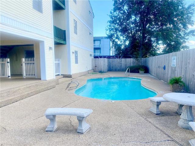 2300 Pasadena Avenue # 108