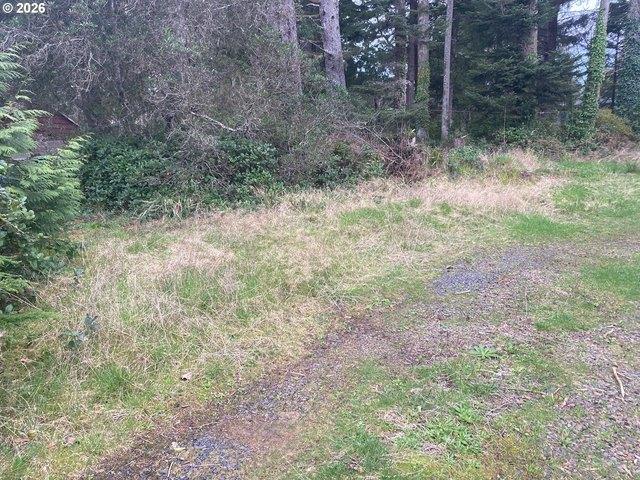 2300 Rhododendron Ave, Gleneden Beach, OR 97388