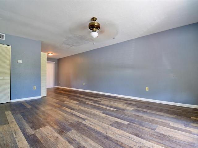 2300 SW 43rd St, Unit F3, Gainesville, FL 32607 | Compass