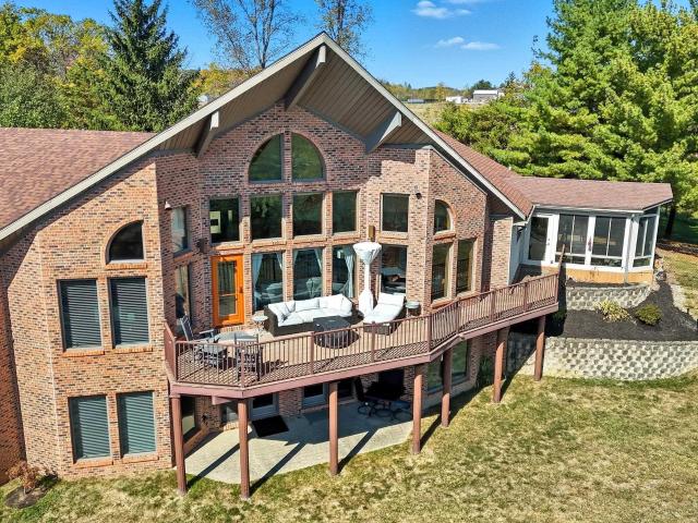 2300 S 8th St, Upland, IN 46989 | Compass