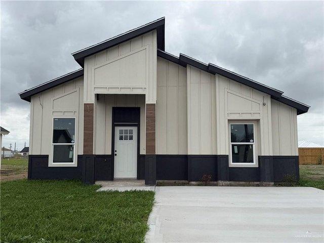 2300 Tuscany Rd, Weslaco, TX 78596