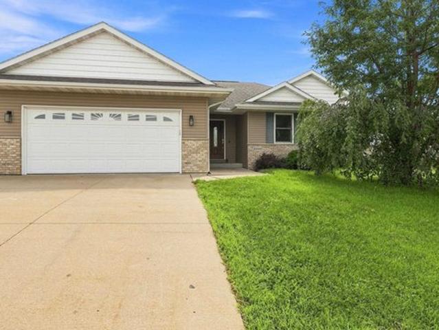 2300 Trenton Rd, Dubuque, IA 52002