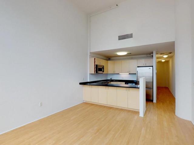2300 Walnut Street # 323