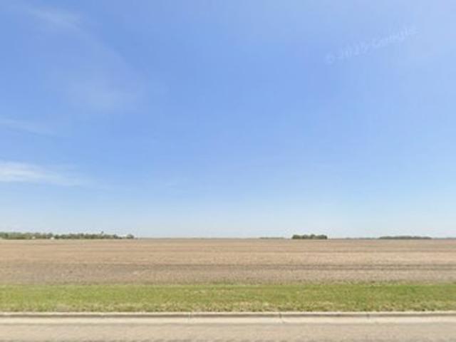2300 45th St S, Moorhead, MN 56560