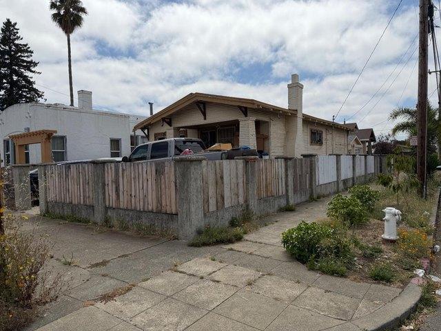 2300 85th Ave, Oakland, CA 94605