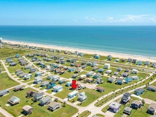 23011 Camino St, Galveston, TX 77554