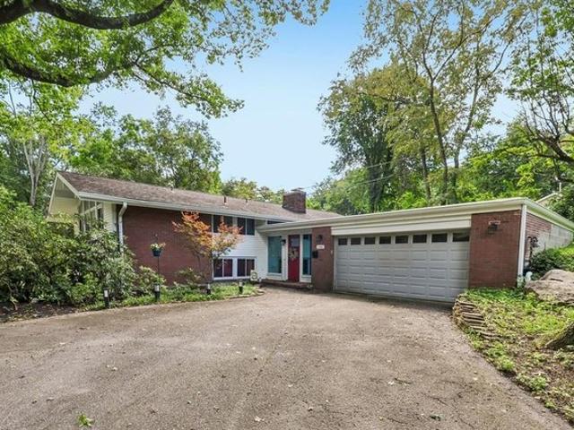 2301 Marbury Rd, Pittsburgh, PA 15221