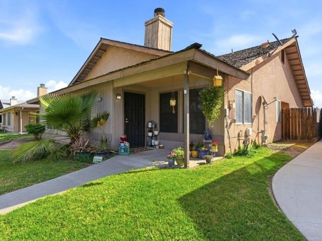 2301 N 10th Ave, Hanford, CA 93230