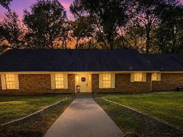 2301 N Mosley Rd, Texarkana, AR 71854
