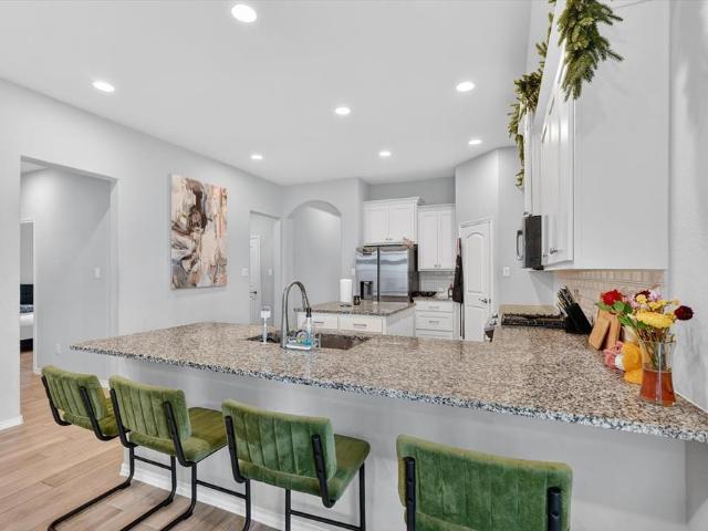2301 Birdwell Cove