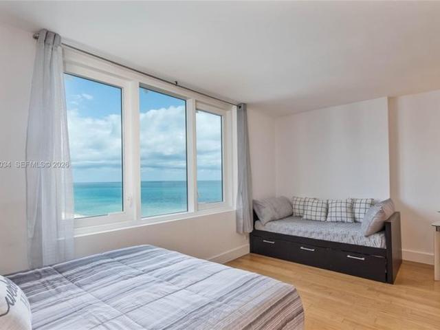 2301 Collins Ave Apt 1512, Miami Beach, FL 33139