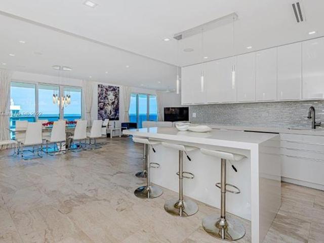 2301 Collins Ave #Ph 9 & 10, Miami Beach, FL 33139