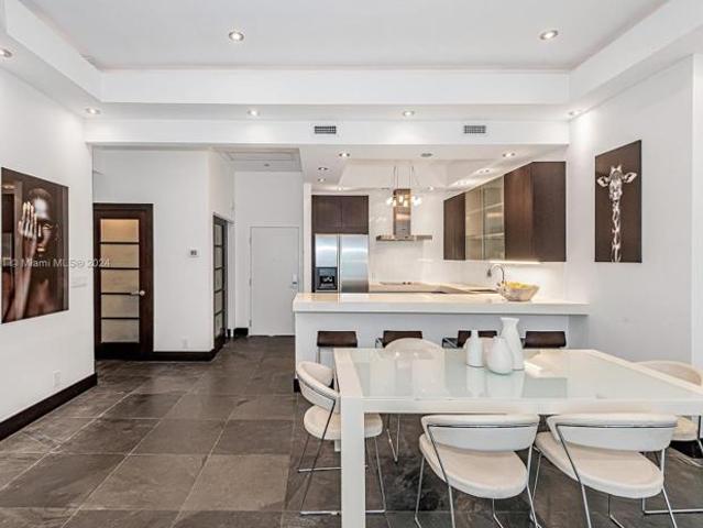 2301 Collins Ave #1605, Miami Beach, FL 33139