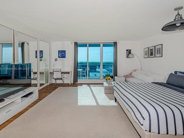 2301 Collins Ave #1230, Miami Beach, FL 33139