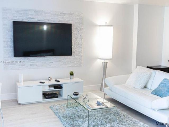 2301 Collins Ave #341, Miami Beach, FL 33139