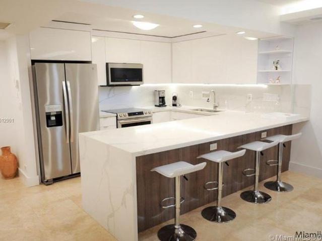 2301 Collins Ave #310 Miami Beach, FL 33139