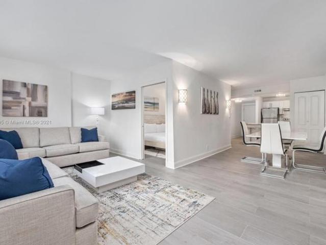 2301 Collins Ave #328 Miami Beach, FL 33139