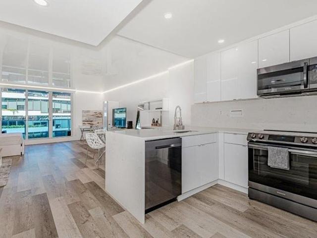 2301 Collins Ave #529, Miami Beach, FL 33139
