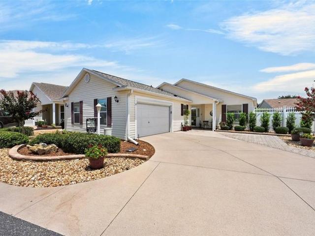 2301 Crestview St, The Villages, FL 32162