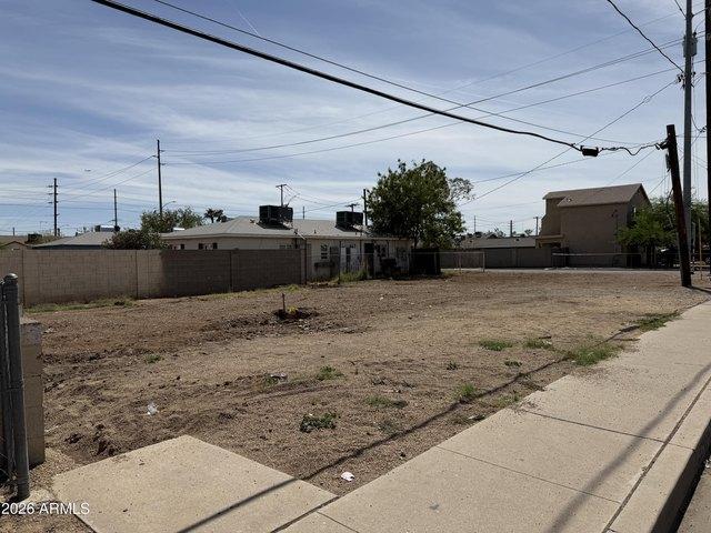 2301 E Taylor St, Phoenix, AZ 85006