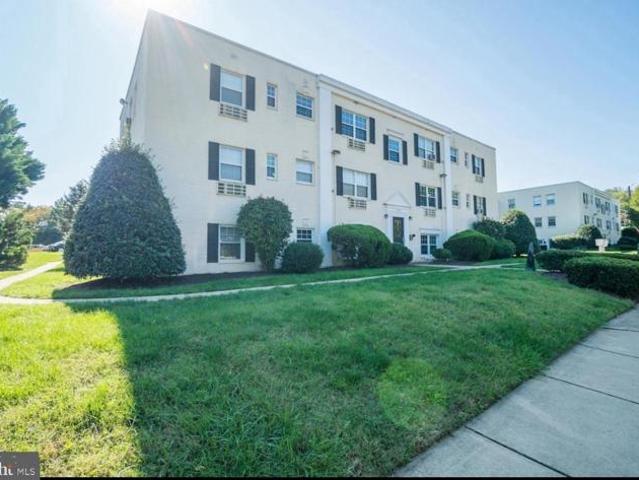 2301 Farrington Ave #301, Alexandria, VA 22303