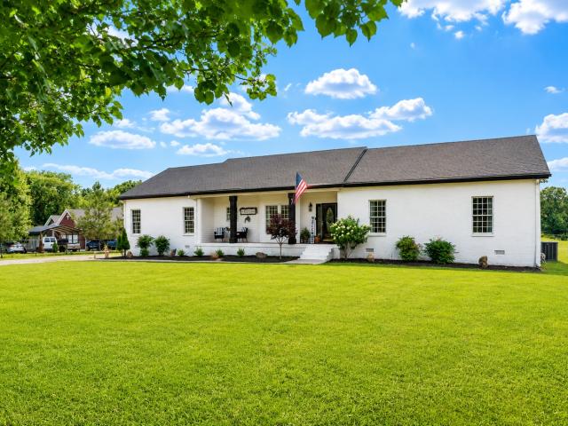 2301 Harkreader Rd